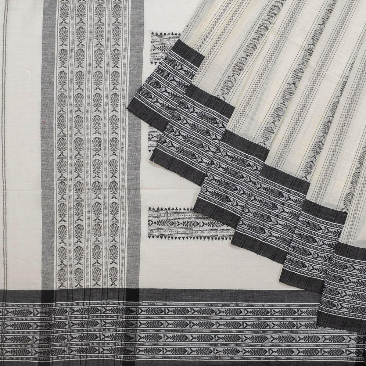 Moonlit Elegance, Pure Cotton ‘Phulia Saree’ in Off-white and Black — TVAMI